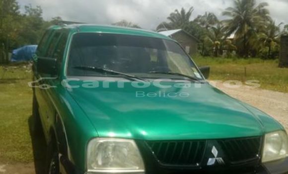Buy used mitsubishi l200 green car in belize in belize - belice.carrocarros